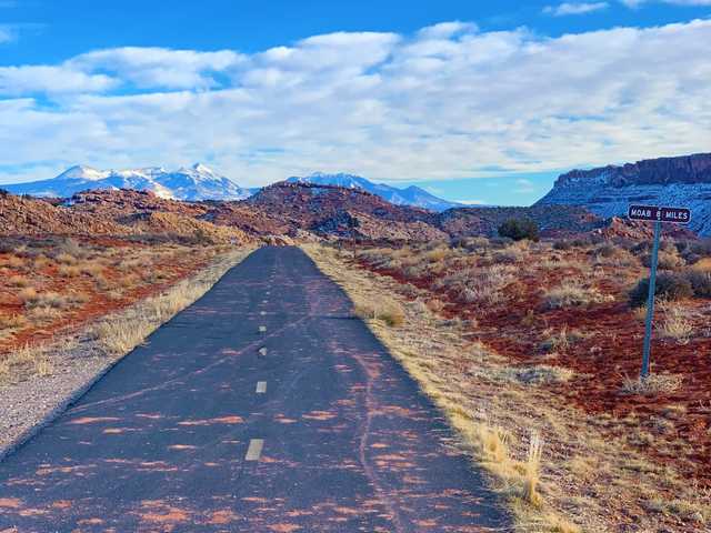 Gallery > Moab Brands / Bar-M | MTB Trails - Moab Bike Shuttle | Moab, Utah